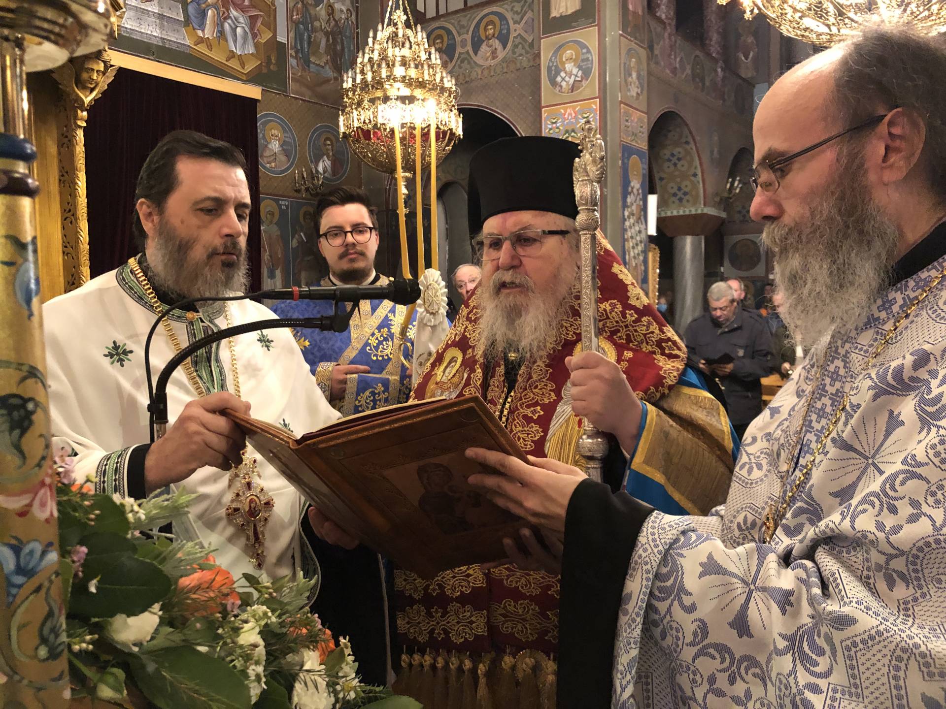 ΑΡΧΙΚΗ - ΙΕΡΑ ΜΗΤΡΟΠΟΛΙΣ ΚΑΙΣΑΡΙΑΝΗΣ ΒΥΡΩΝΟΣ ΚΑΙ ΥΜΗΤΤΟΥ